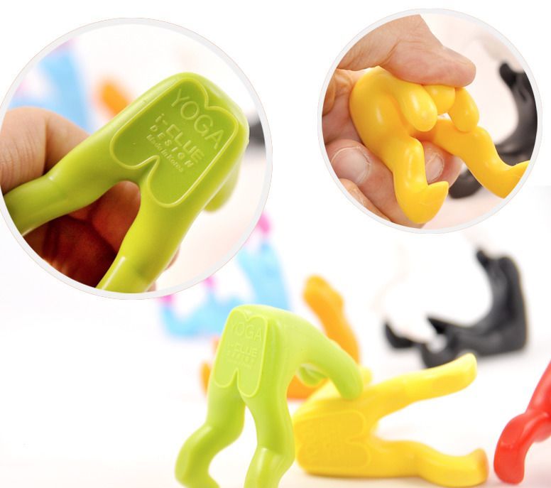 MochiThings: Yoga Phone Stand