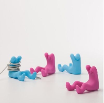 MochiThings: Yoga Phone Stand