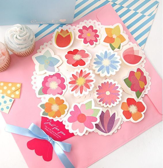 MochiThings: Big Flower Bouquet Card