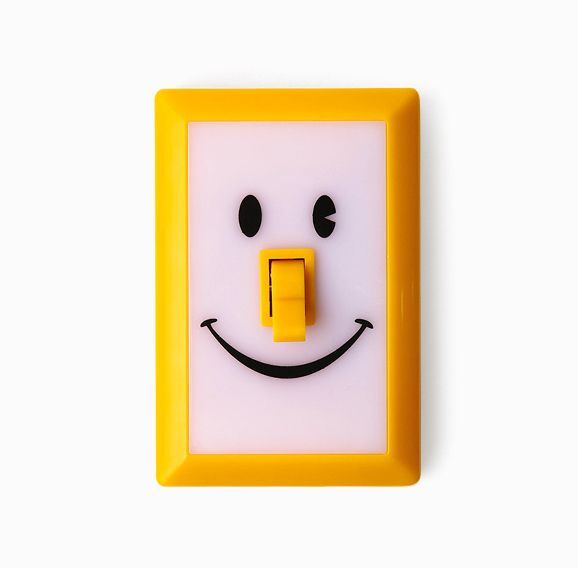 MochiThings: Smile Switch Deco Light