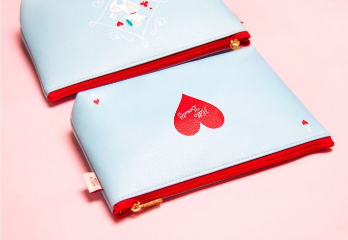 MochiThings: Hello Beauty Pouch