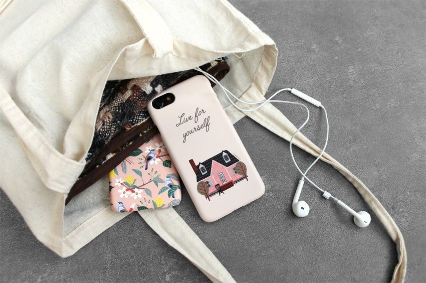 MochiThings: Iconic Pattern iPhone 7 Case