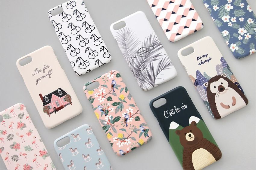 MochiThings: Iconic Pattern iPhone 7 Case