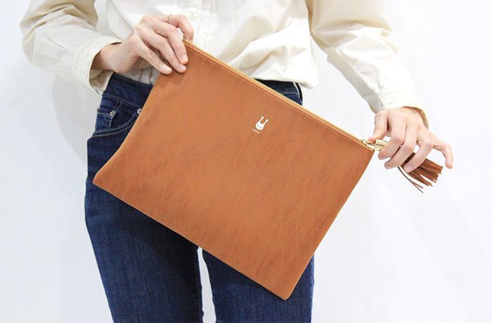 MochiThings: Lookit Tassel Leather Clutch