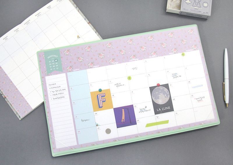 MochiThings: Mellow Pattern Desk Pad
