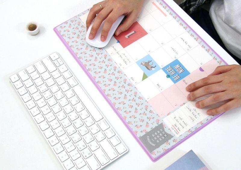 MochiThings: Mellow Pattern Desk Pad