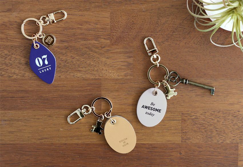 MochiThings: Genuine Leather Message Key Holder