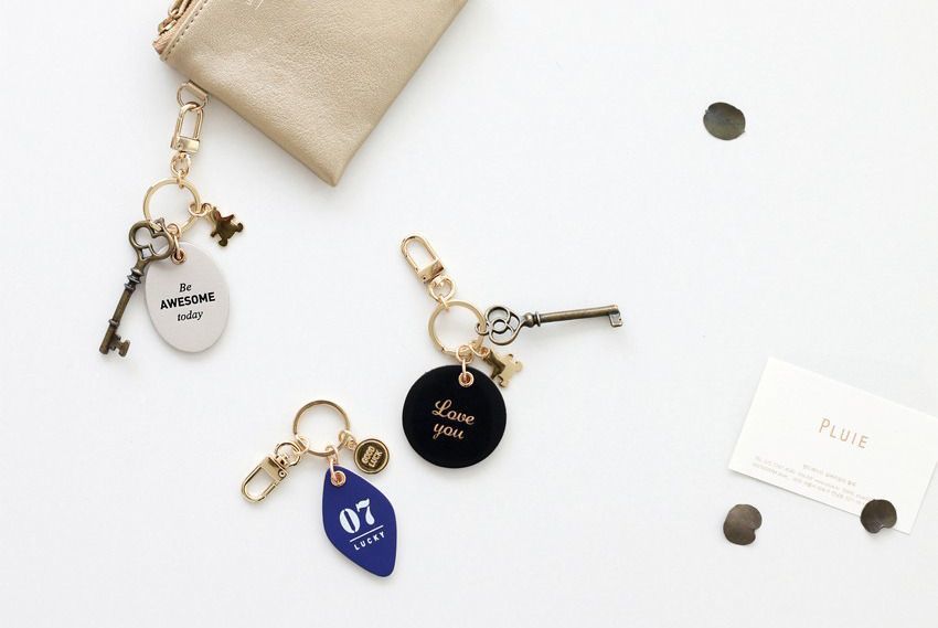 MochiThings: Genuine Leather Message Key Holder