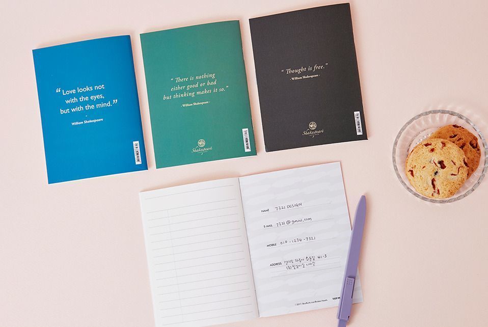 MochiThings: Pop Art Lined Notebook