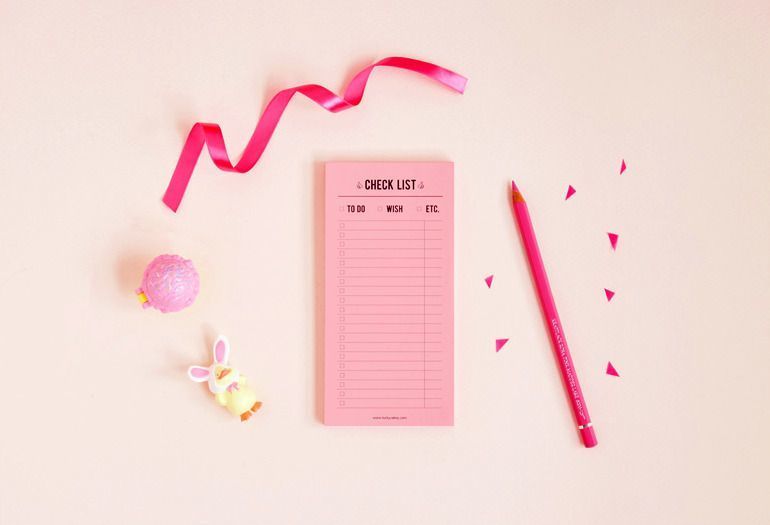 MochiThings: Pink Checklist Notepad
