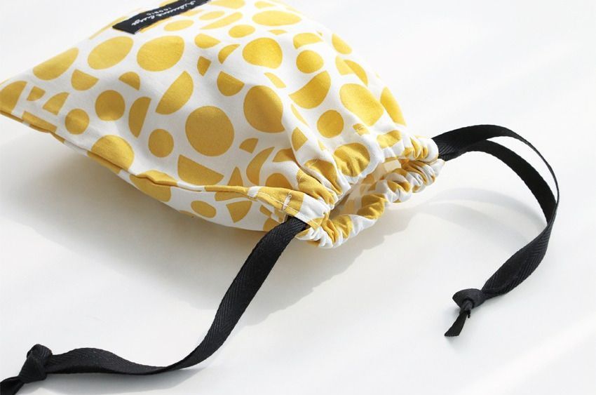 MochiThings: Comely Medium Drawstring Pouch v2