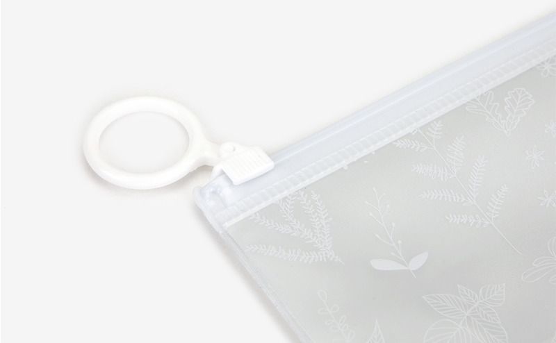 MochiThings: Dailylike PVC Pouch