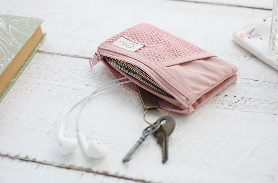 MochiThings: A Low Hill Mini Mesh Pouch