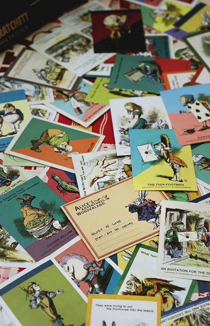 MochiThings: Mini Vintage Postcard & Envelope Set