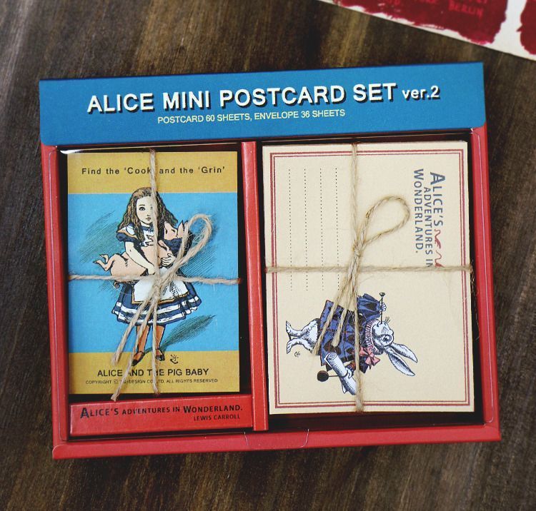 MochiThings: Mini Vintage Postcard & Envelope Set