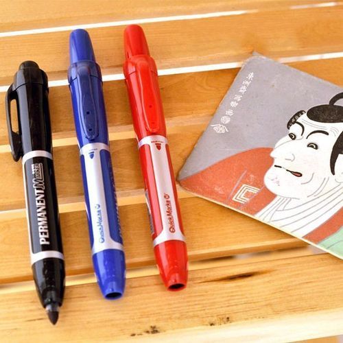 MochiThings: Retractable Permanent Marker