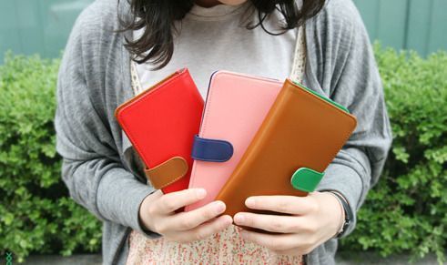 MochiThings: Vivid Honey Wallet