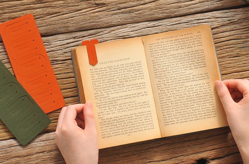 MochiThings: Monolike Paper Bookmark Set