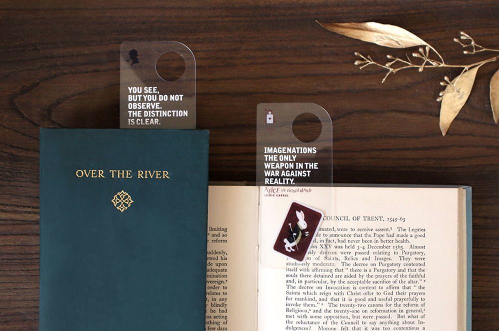 MochiThings: Literature Transparent Bookmark