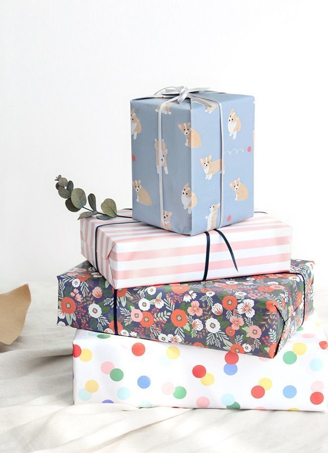 MochiThings: Iconic Gift Wrapping Paper Set v2