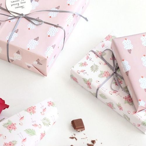 MochiThings: Iconic Gift Wrapping Paper Set v2