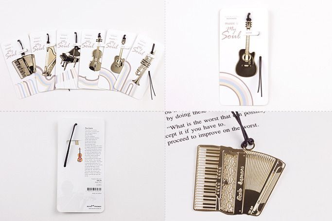 MochiThings: Gold Musical Instrument Bookmark