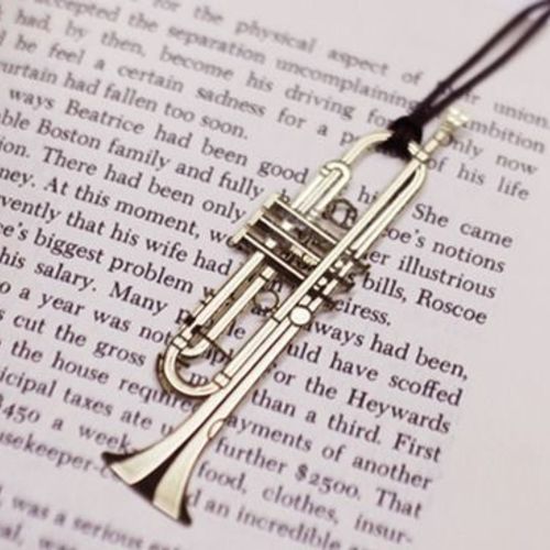 MochiThings: Gold Musical Instrument Bookmark