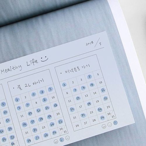 MochiThings: Monthly Goal Tracking Sticky Note