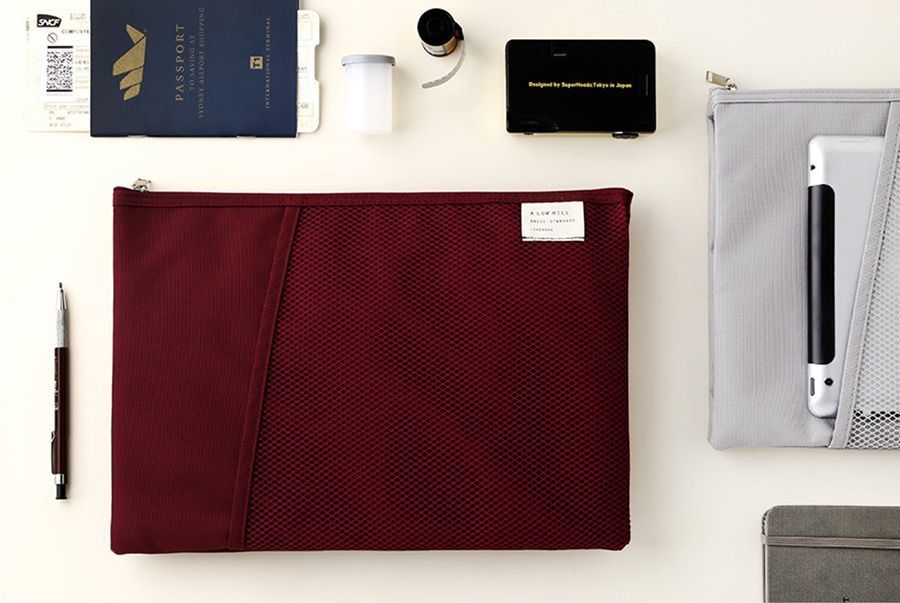 MochiThings: A Low Hill Document Mesh Pouch v2