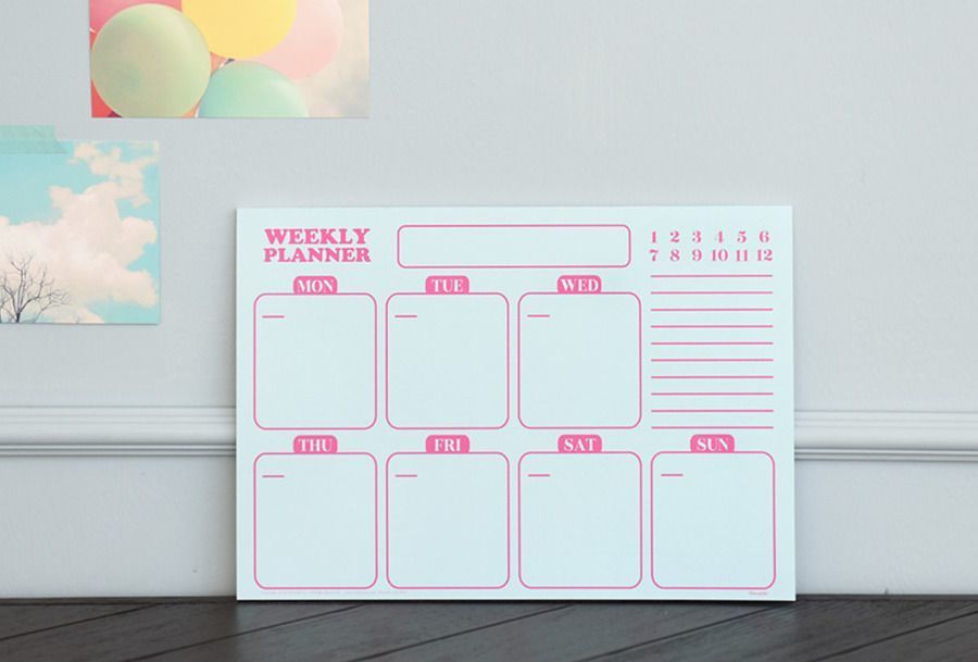 MochiThings: Retro Weekly Planner Pad