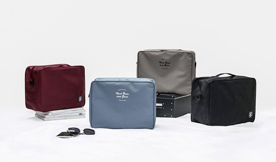 MochiThings: Wind Blows Travel Bag