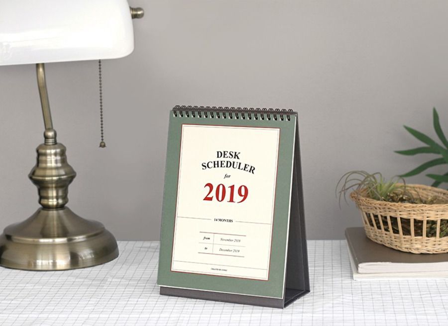 MochiThings: 2019 Desk Scheduler
