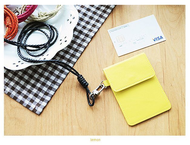 MochiThings: Colorful Slim Card Covered Pocket