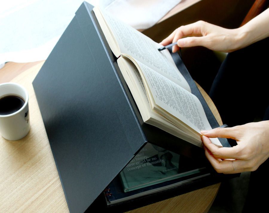 MochiThings: Bookstand & File Holder