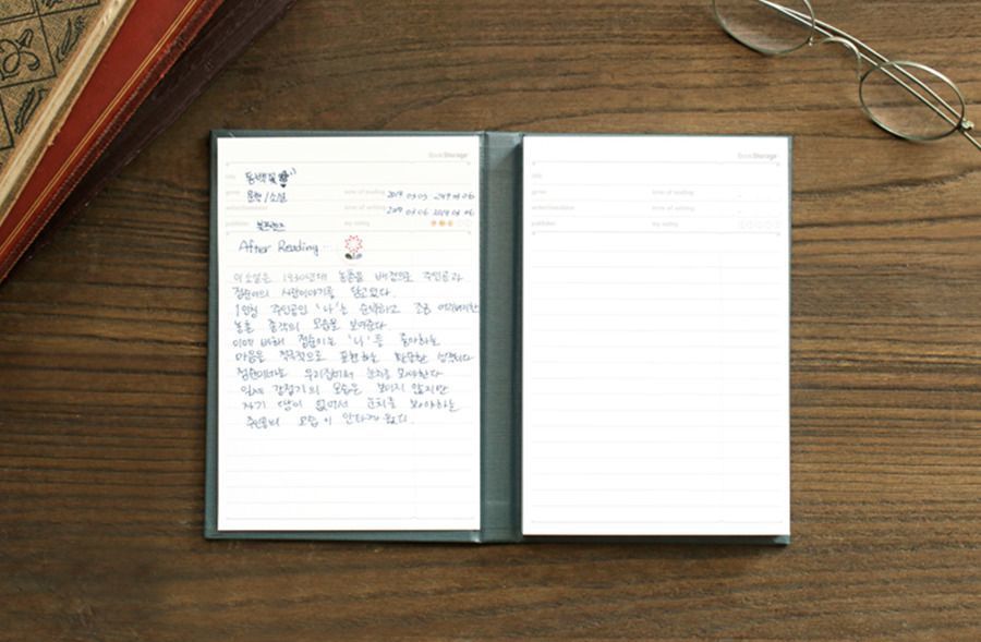 MochiThings: Book Review Sticky Notebook