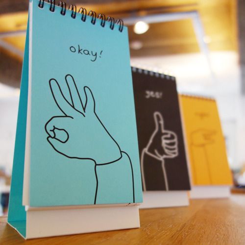 MochiThings: Handy Standing Notebook