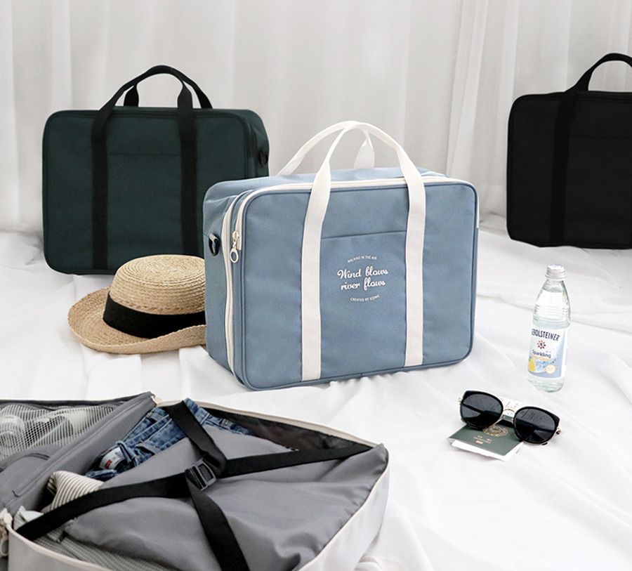 MochiThings: Large Wind Blows Travel Bag