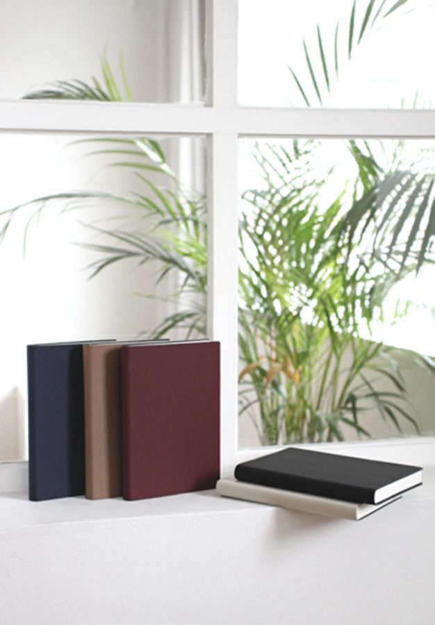 MochiThings: 2020 Official Softcover Planner