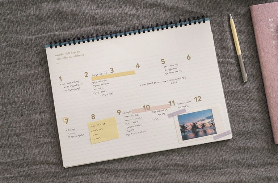 MochiThings: 2020 Wide Basic Desk Planner