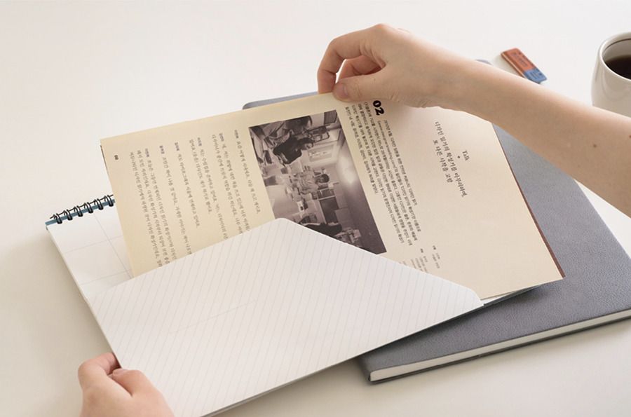 MochiThings: 2020 Wide Basic Desk Planner