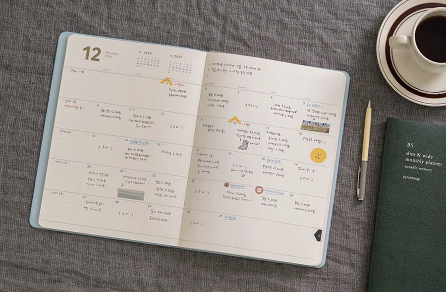 MochiThings: 2020 B5 Slim & Wide Monthly Planner