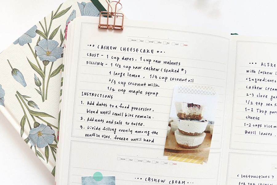 MochiThings: 2020 Florence Daily Planner