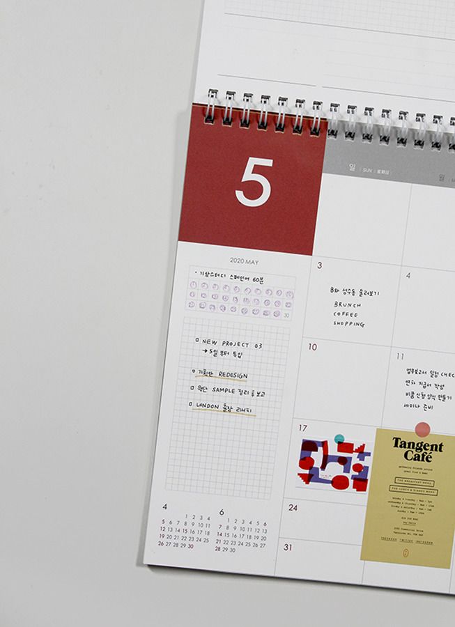 MochiThings: 2020 Large Worldwide Desk Scheduler