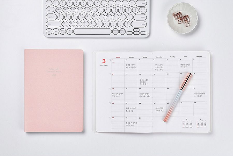 MochiThings: 2020 Table Talk A5 Monthly Planner