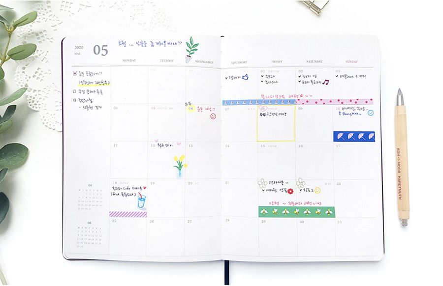 MochiThings: 2020 Mon Journal Weekly Planner