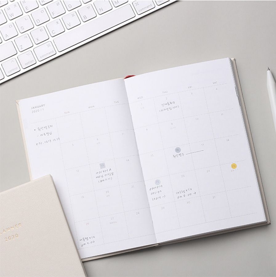 MochiThings: 2020 Small Handmade Weekly Planner