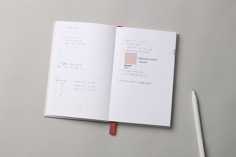 MochiThings: 2020 Small Handmade Weekly Planner