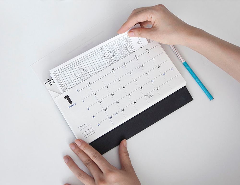 MochiThings: 2020 Storage Desk Calendar