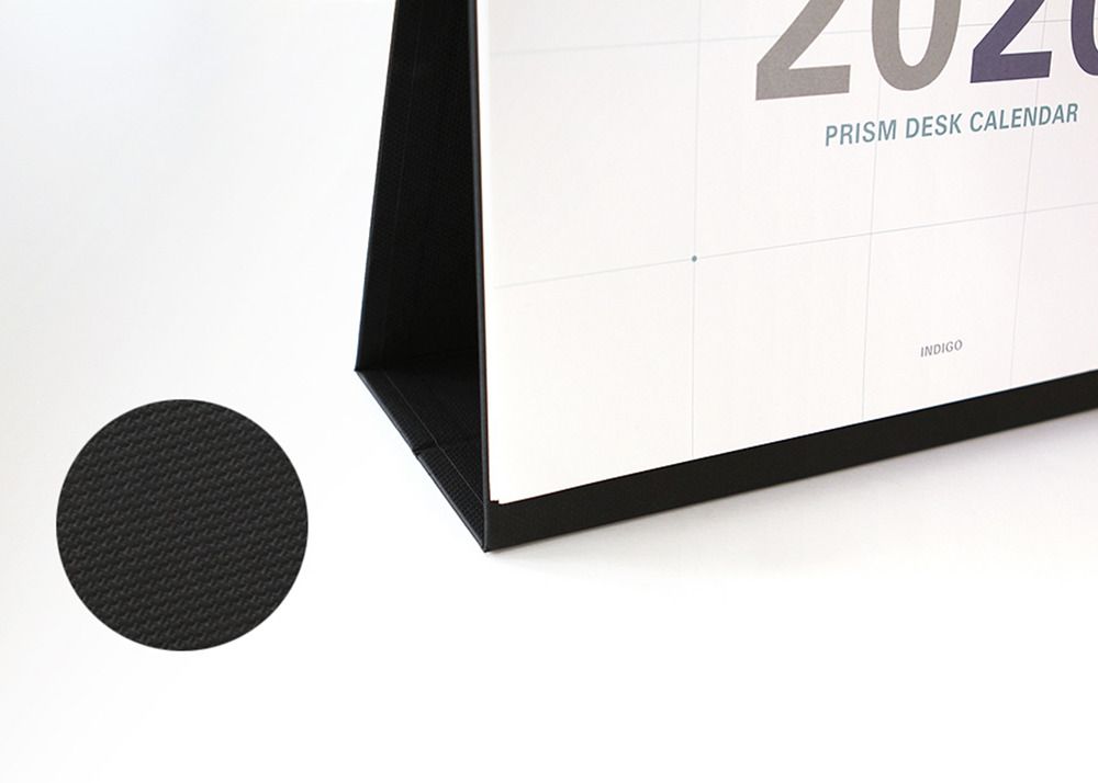 MochiThings: 2020 Prism Desk Calendar
