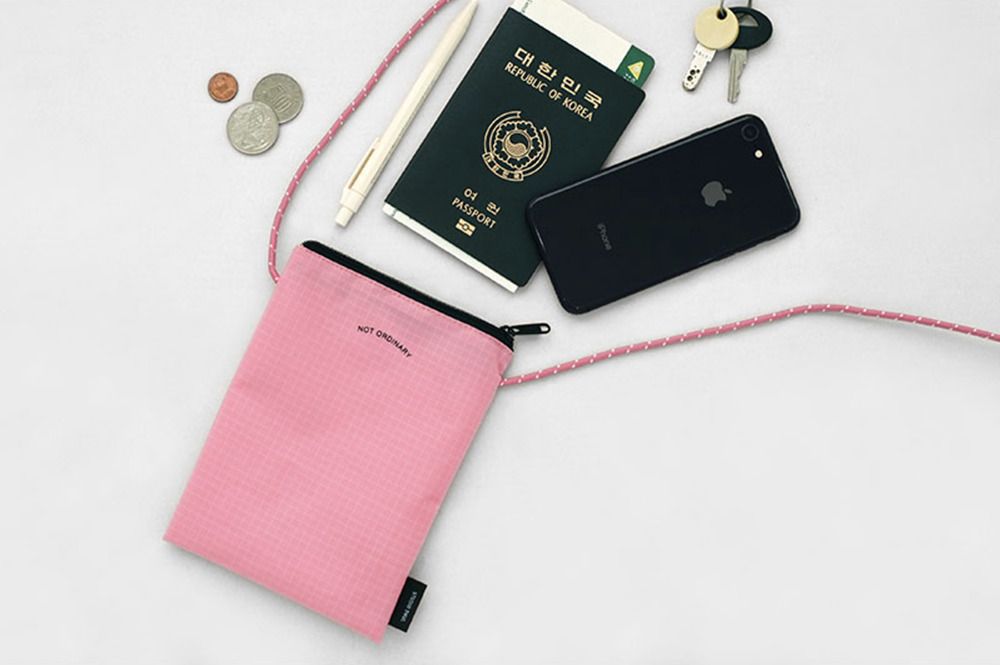 MochiThings: Not Ordinary Mini Bag